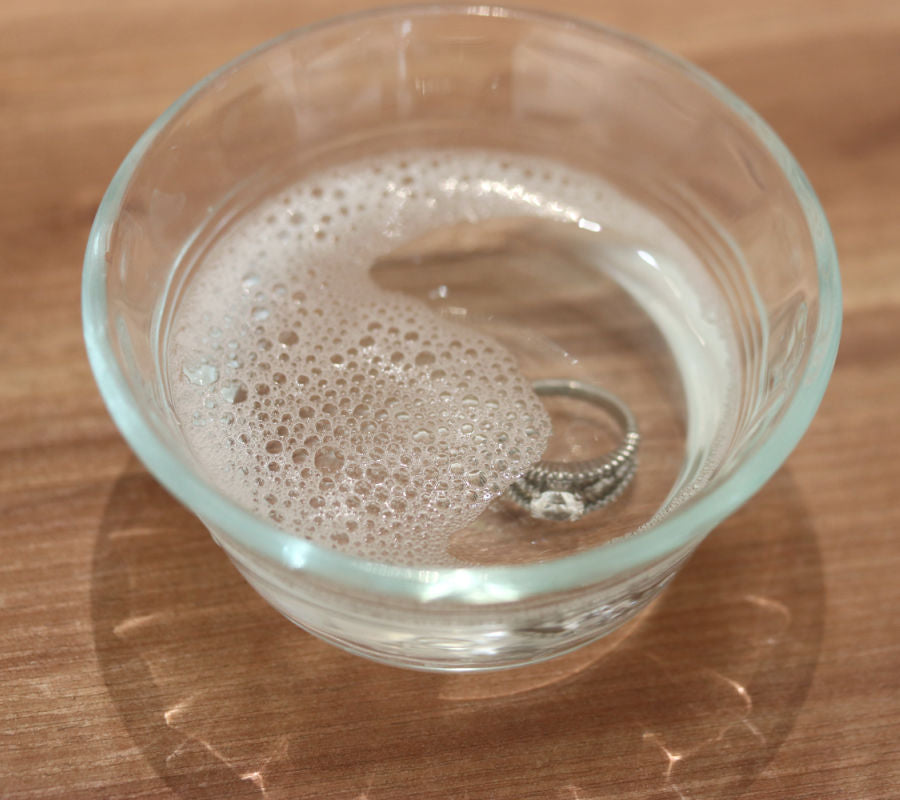 Sparkling Clean: Easy Steps to Clean Your Engagement Ring