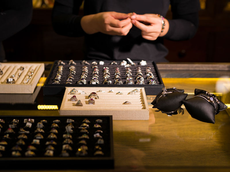 Expert Tips To Sell Your Jewelry For The Highest Price